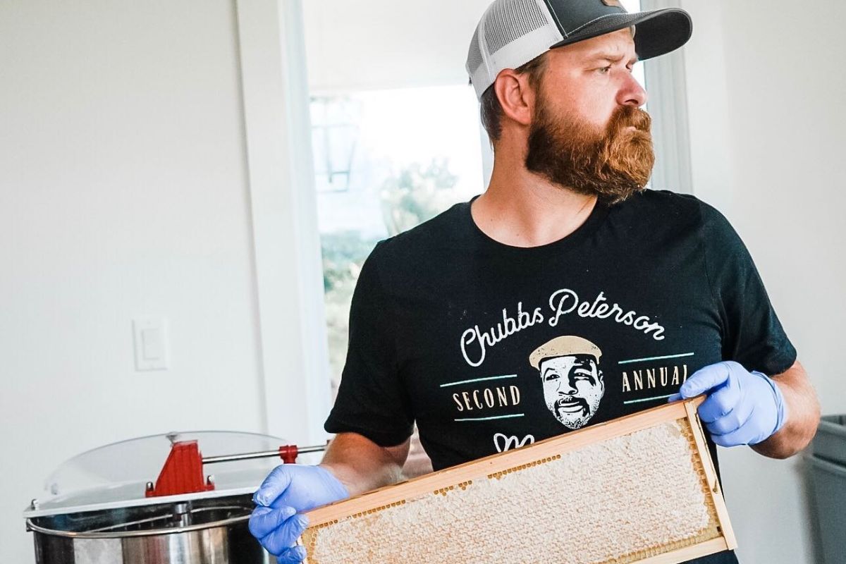 For the Love of Bees - frontporchlifemagazine.com